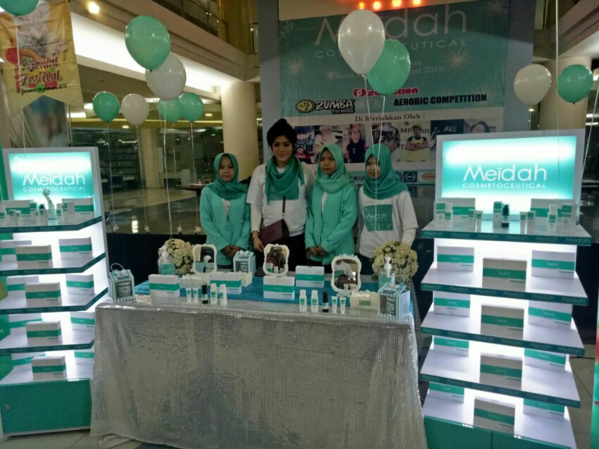 Zumba Party Meidah Cosmetoceutical Diikuti 400 Peserta - LensaUtama