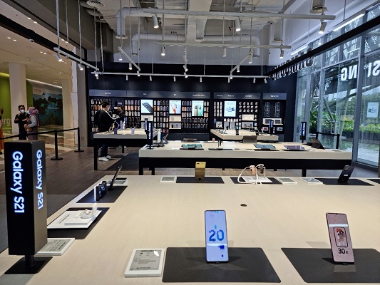 Samsung Demokan Rangkaian Ekosistem Smart Living di Multi-experience ...
