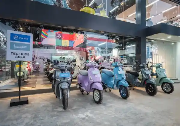 Piaggio Resmi Buka Dealer Motoplex Pertama - LensaUtama